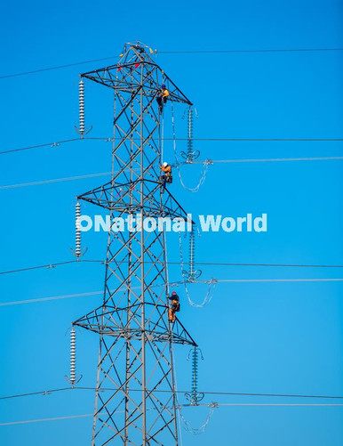 40314971-**EMBARGOED FOR YORKSHIRE POST ONLY** Electrical engineers are ...
