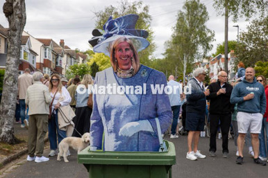 40319352-Street parties were taking place all over Portsmouth of Sunday ...