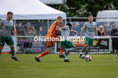 40320018-AFC Portchester hosted Hamble Club at the On-Site Stadium on ...