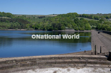 40322194-Low water levels at Agden Reservoir near High Bradfield ...