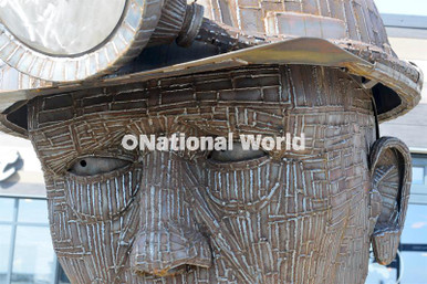 40328549-The new "Then Gone" sculpture art by Ray Lonsdale and son Sam ...