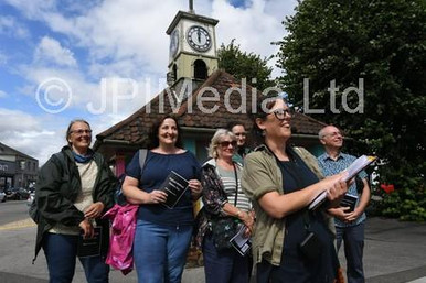 39076961-Millfield Festival. Hazel Perry with walkers on her Radical ...