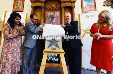 40334191-Prof Sanjay Arya OBE WWL Medical Director at the unveiling of ...