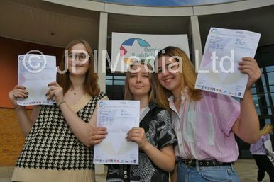 39079128-A level Results Day. Orimiston Bushfield Academy students Ugne ...