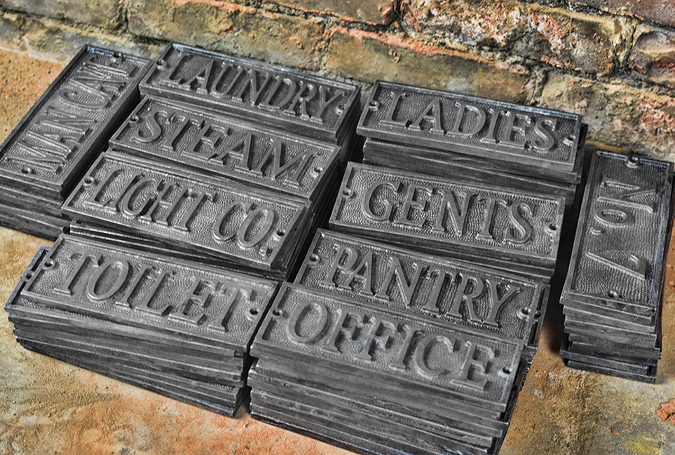 Vintage Plaque - MEN