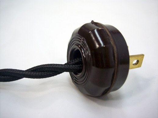 Acorn Plug - Black