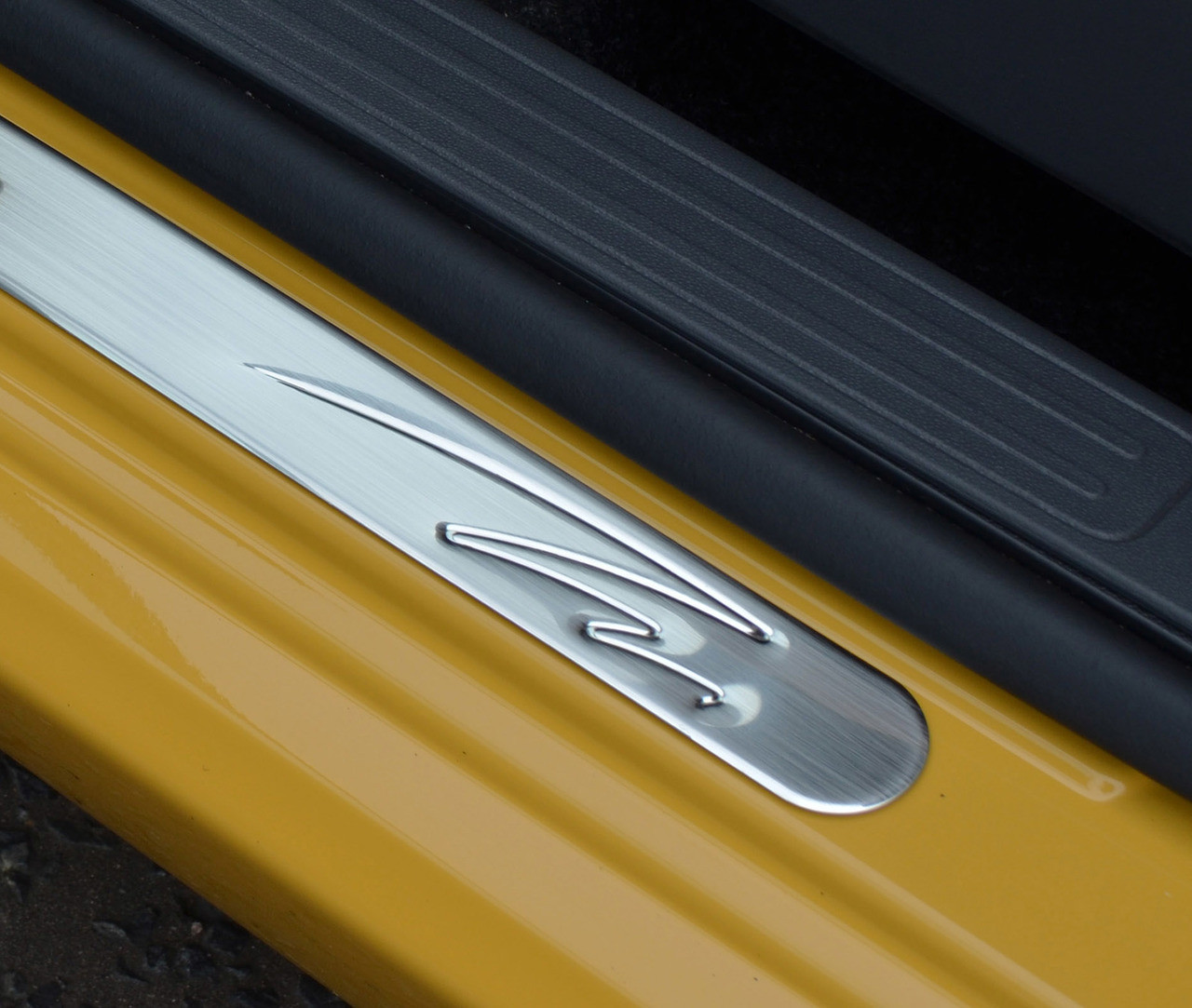 Chrome Door Sill Trim Covers Scuff Protectors Set To Fit Fiat 500 (2007 ...