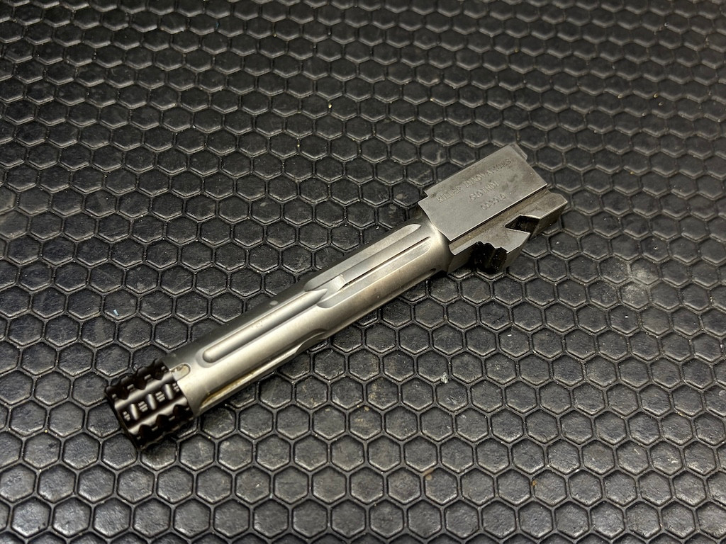 Killer Innovations Glock 19 bbl, grey, threaded - 10-8 Performance