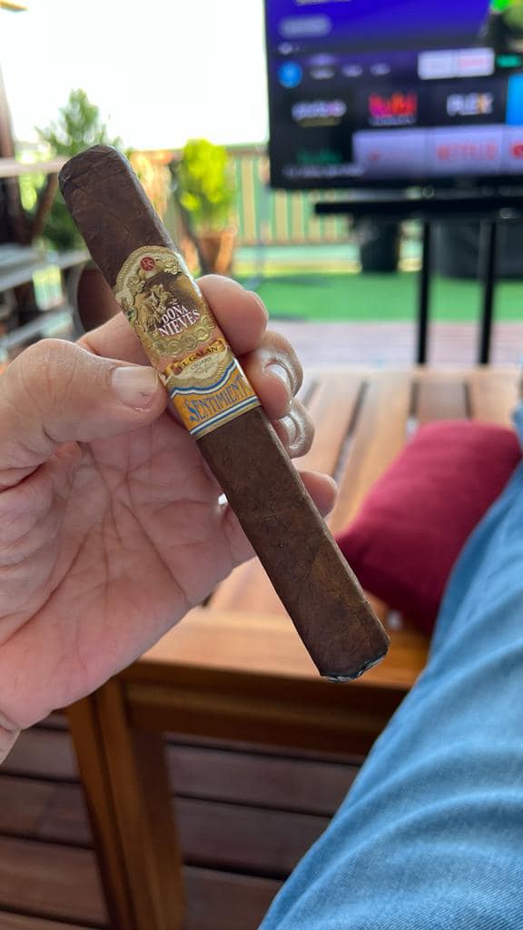 A Comprehensive Review of Dona Nieves Cigars - Cuenca Cigars, Inc