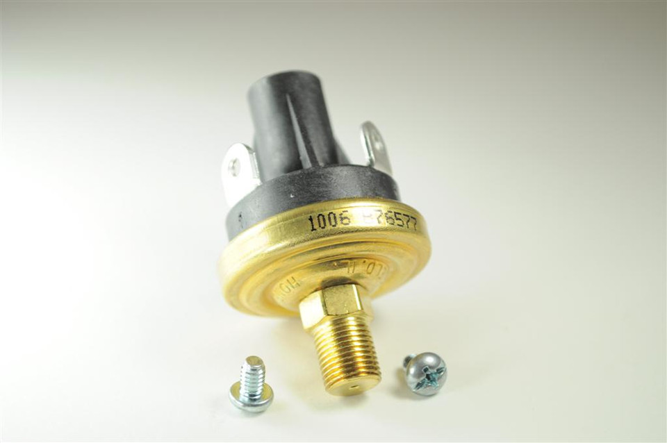 Stewart Warner Hobbs Pressure Switch 4 PSI - 76577
