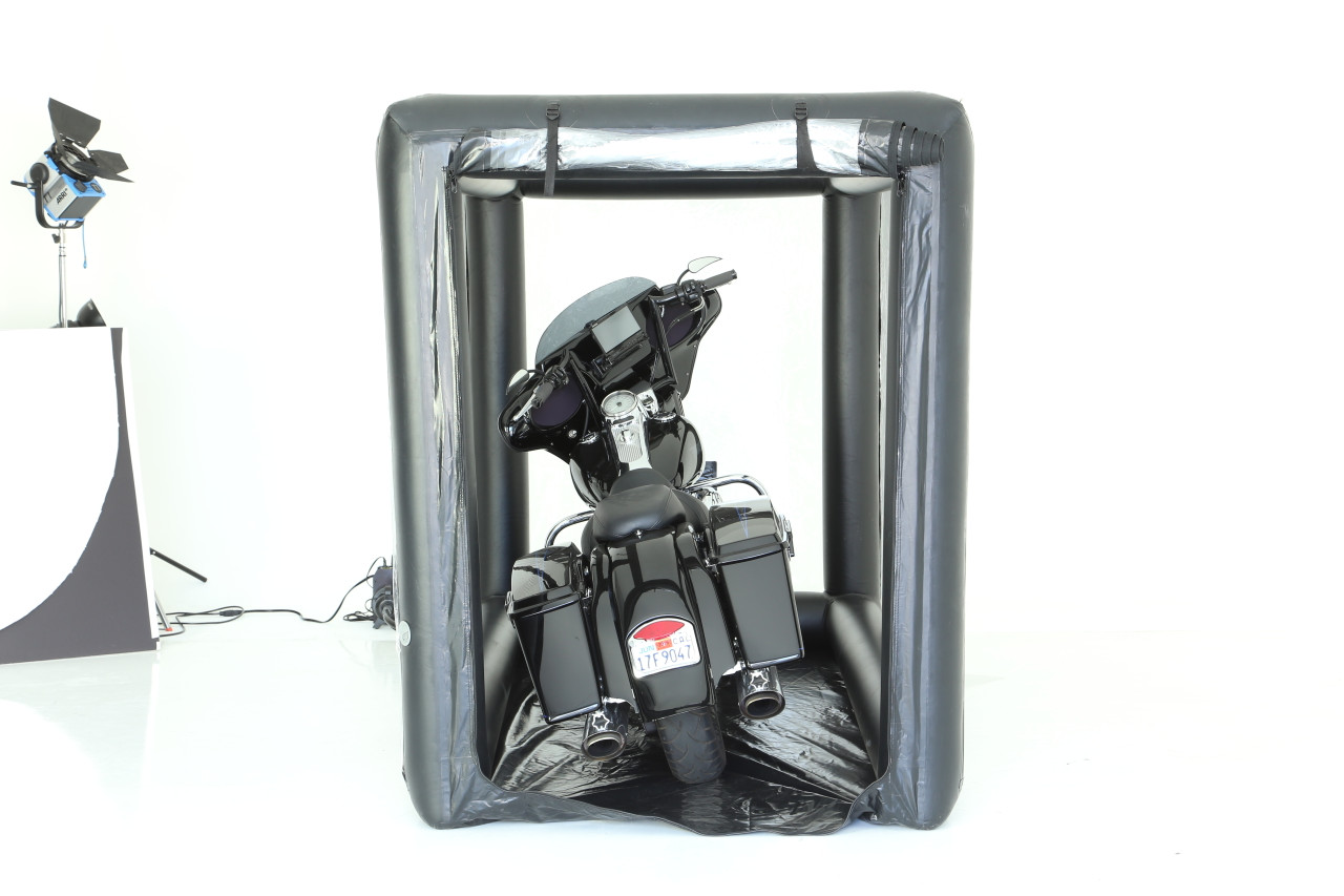 9 Ft. Indoor Bike Showcase - Show-Quality Bike Protection