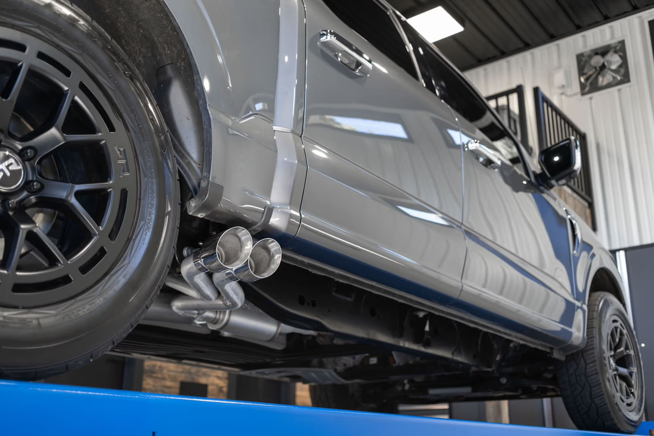 MBRP 3" RACE Cat-Back Exhaust (Pre-Axle, Lightning Style) | 2021–2025 ...