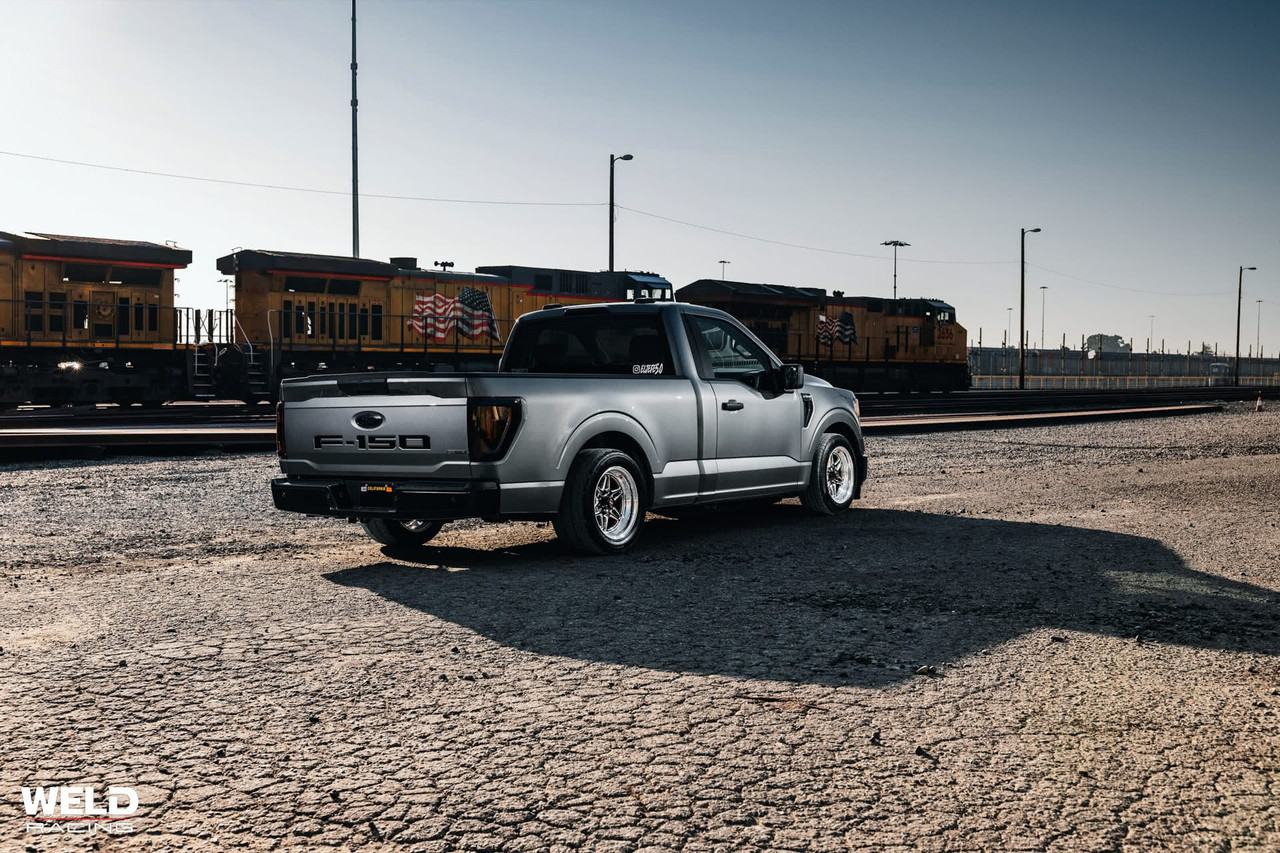 Weld RT-S F-150 S81 HD 17x10 / 6x135 BP / 7.2in. BS Black Center Drag ...