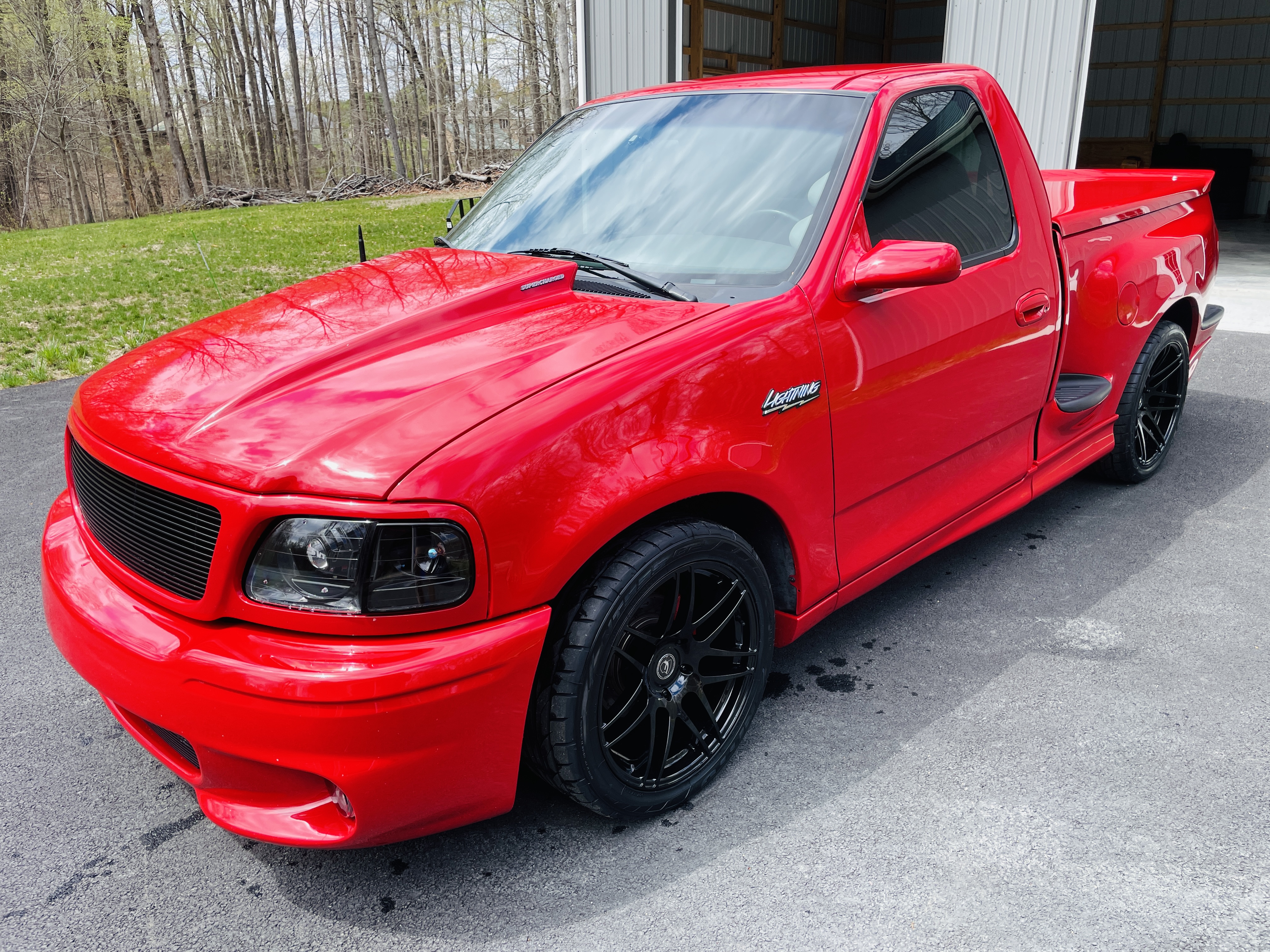 Owner Spotlight: Forgestar F14 Gloss Black Wheels on Ford SVT Lightning ...