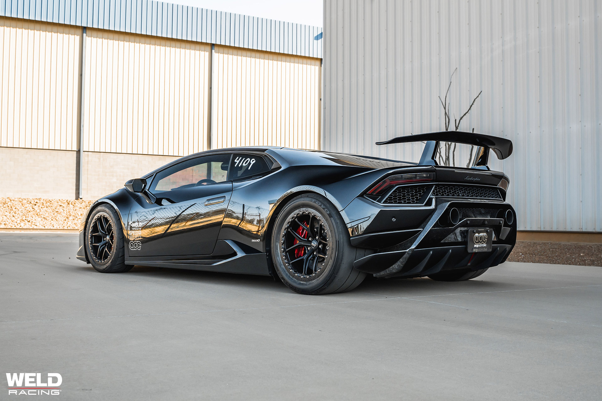 Weld Racing RM Series Forged Aluminum Beadlock Drag Racing Wheels are ...