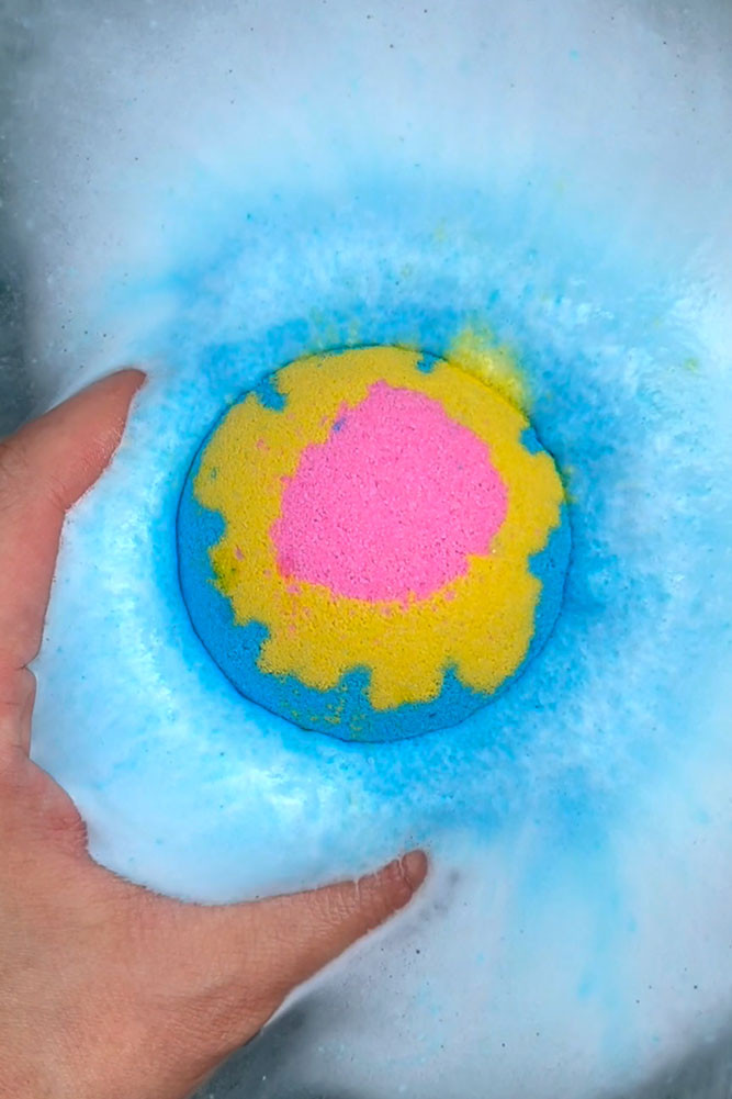 FLOWER FIZZY BATH BOMB - HANA WHOLESALE