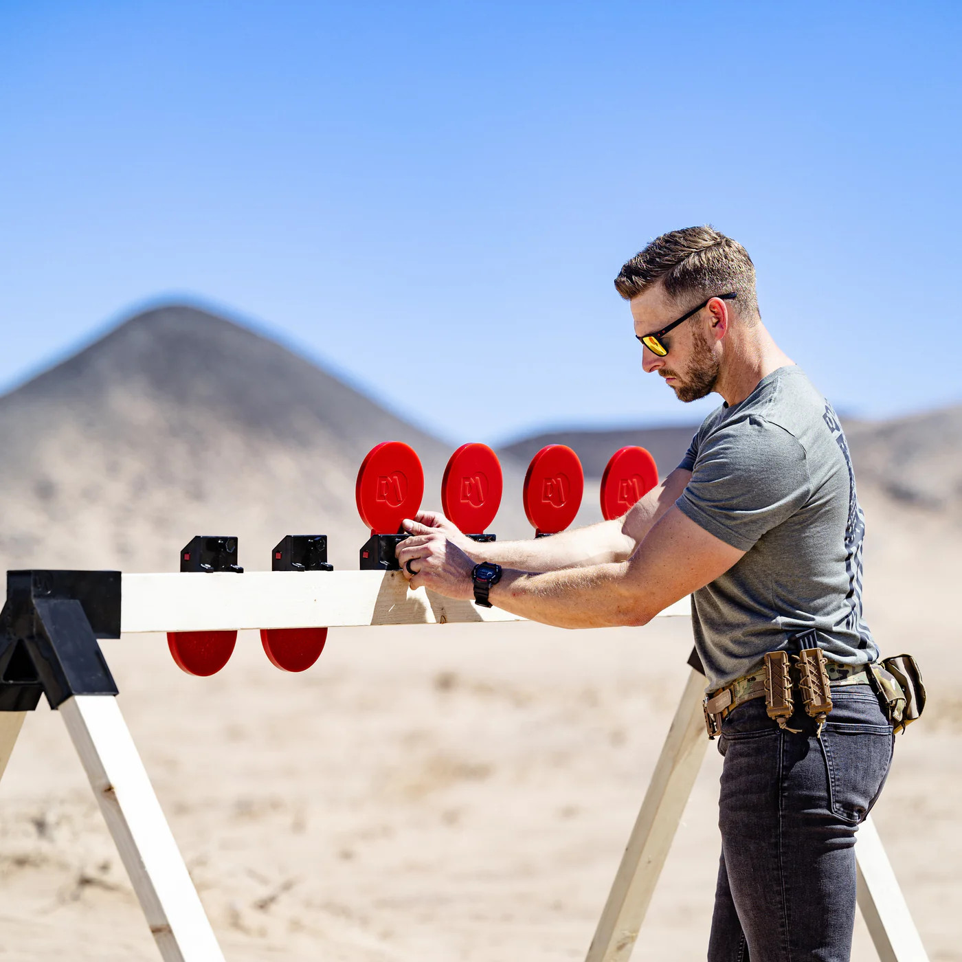 Self-Healing Target Stand Kit