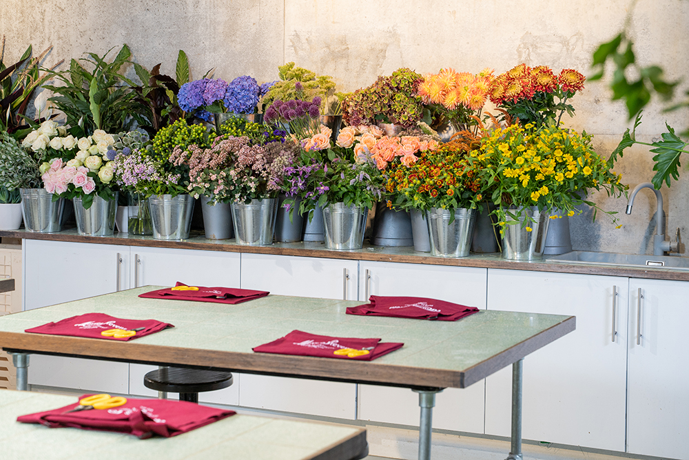 Private Flower School Classes - Moyses Stevens