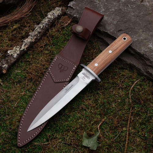 Spanish Knife Hunter