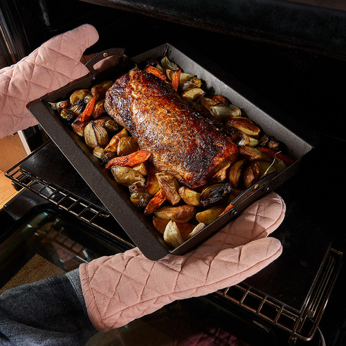 Netherton Black Iron Roasting Pan