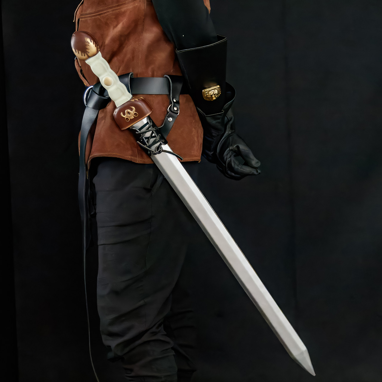 The Spaniard Roman Gladius Foam Sword with Renaissance Leather Frog