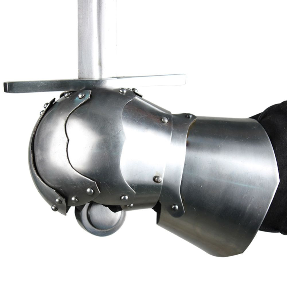 Clamshell Gauntlets with Gloves - SwordsSwords.com