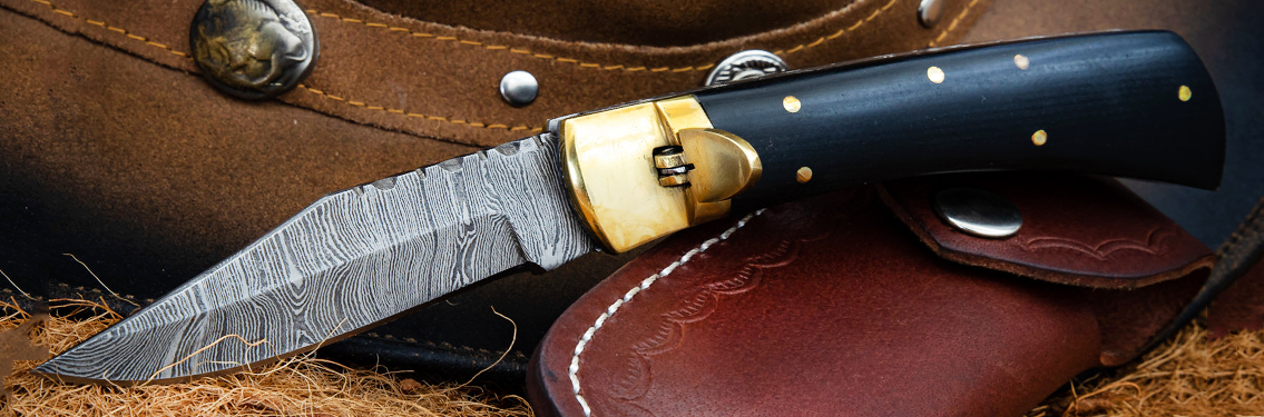 Switchblades: A Collector's Guide to Iconic Pocket Knives ...