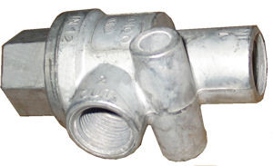 Sealco 320100 Two-Way Check Valve for Trailer Air Systems – ⅜″ NPT