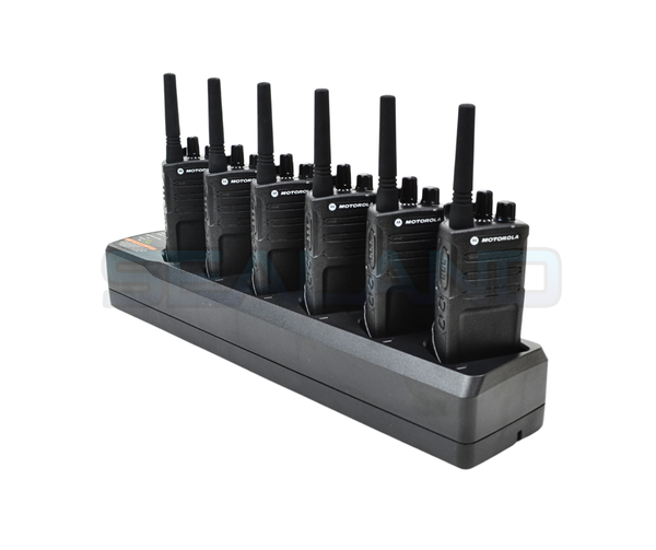 Motorola XT420 Six Pack with Six-Way Charger