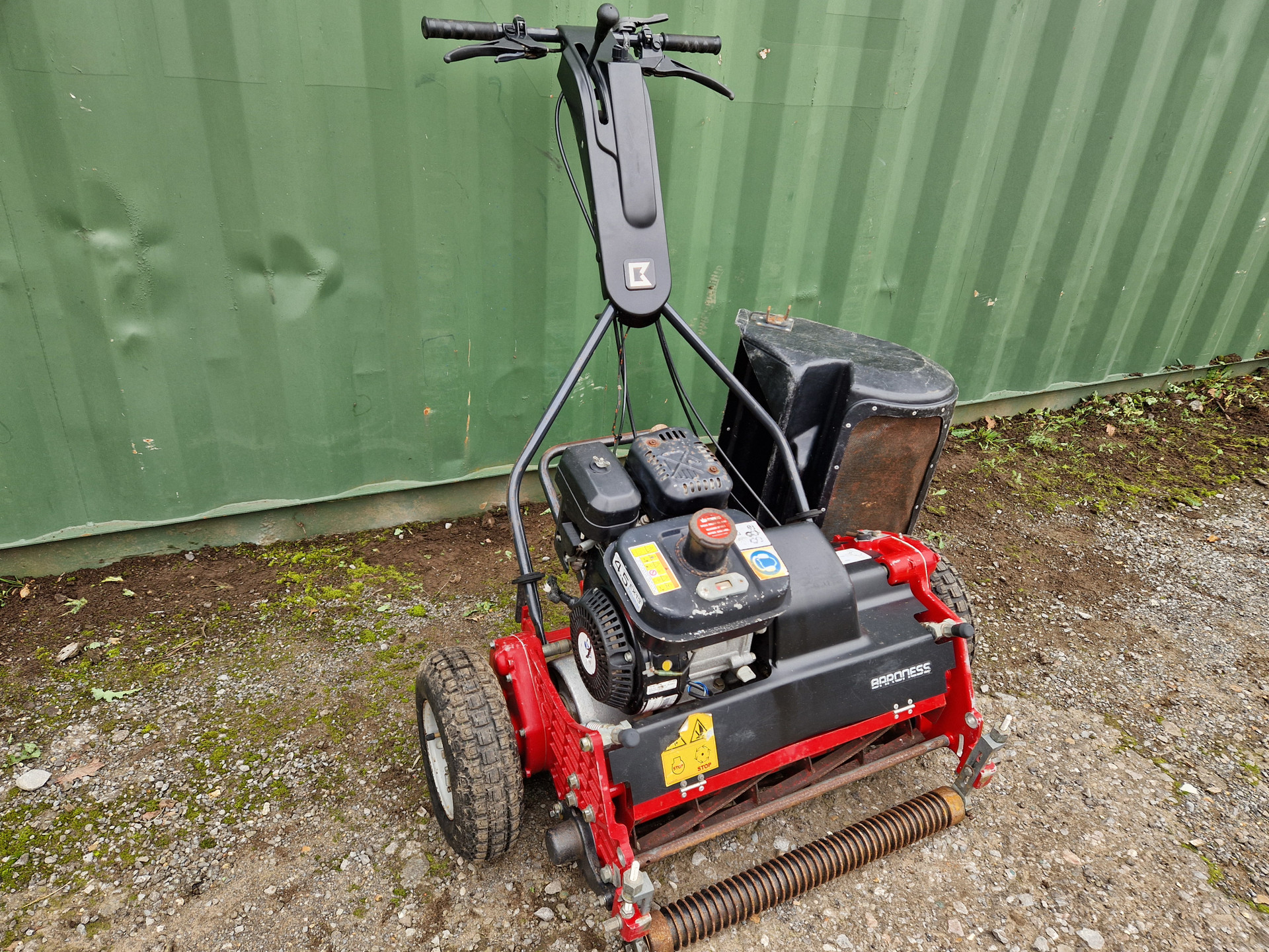 Specialist Suppliers of Used Groundcare Machinery | PI Limited