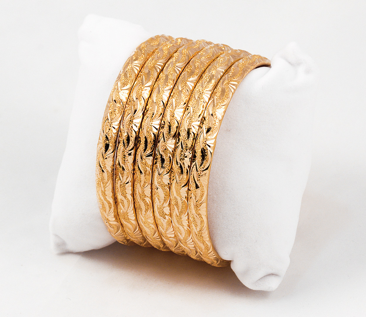YELLOW GOLD BANGLES, SET OF 6, 21K, Size: Medium , Weight: 54.9g ...