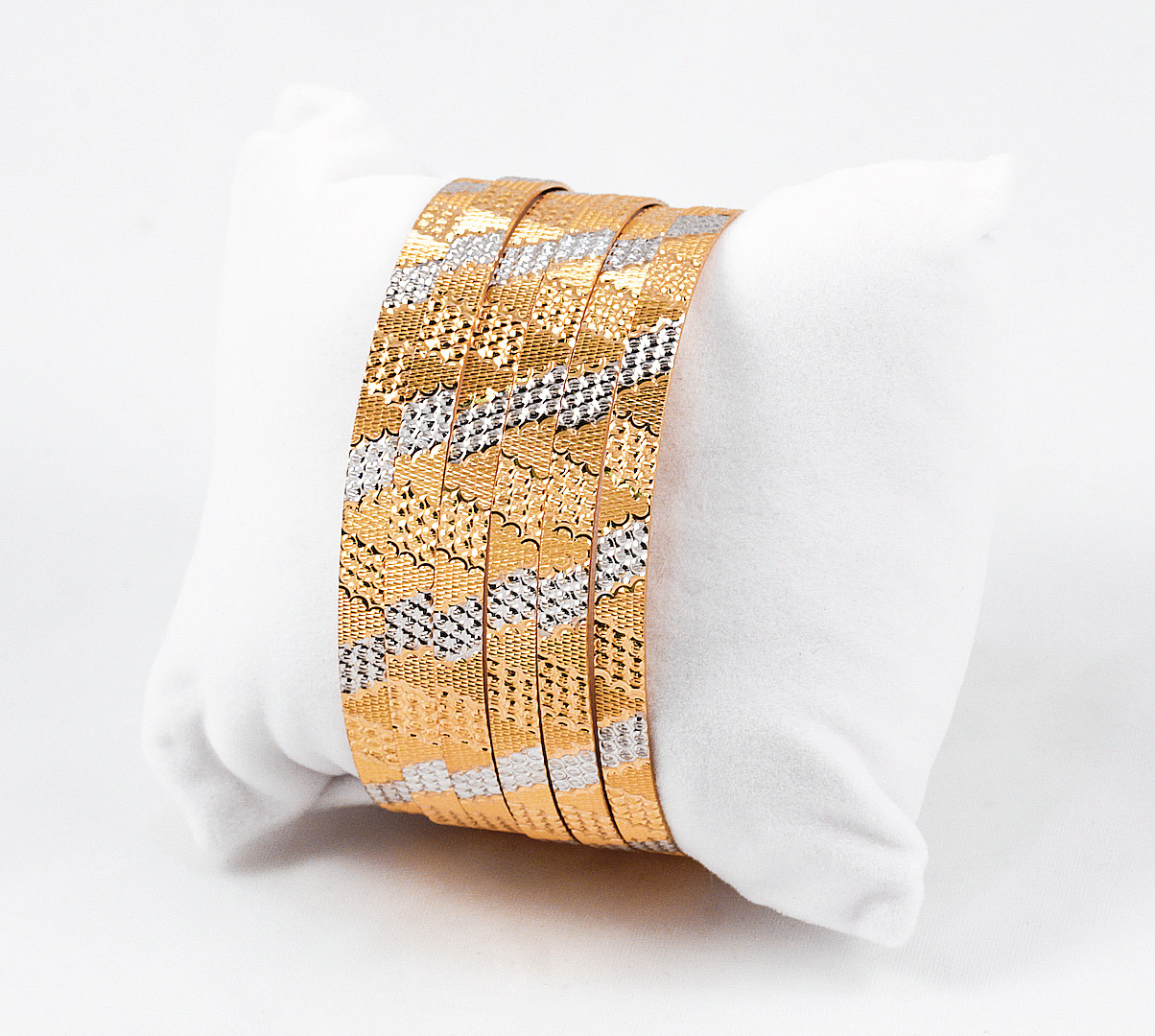 YELLOW GOLD BANGLES, SET OF 6, 21K, Size: x-Large, Weight: 91.2g ...