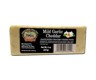 Troyer 8 oz. Mild Garlic Cheddar Cheese (Shelf Stable) | Kitch'n