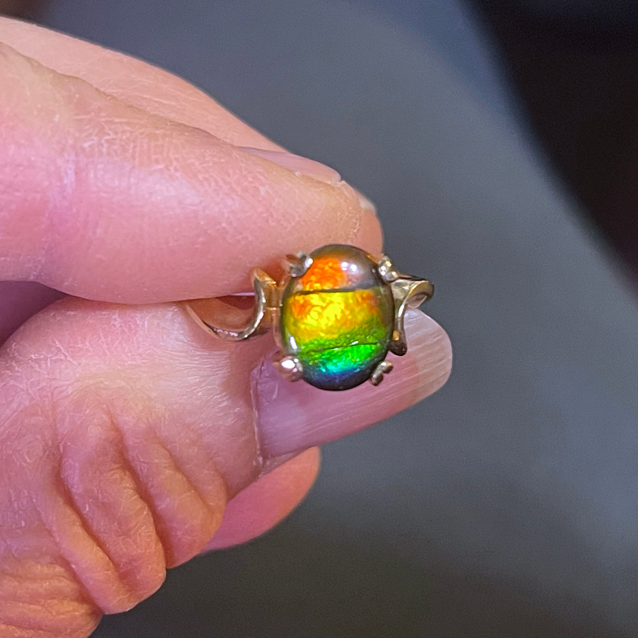 14K Ammolite Oval Ring 23GR