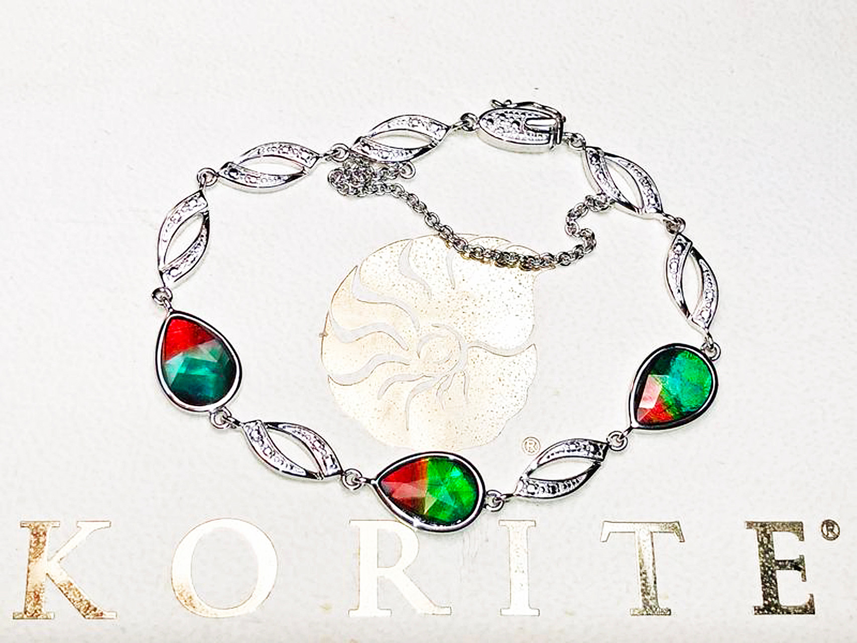 Ammolite Bracelets & Charms - Korite Bracelets - canadianammolite