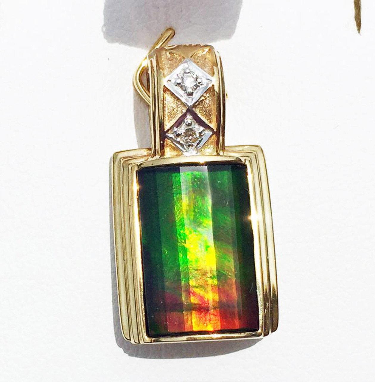 Korite Ammolite Pear Rene Pendant 14KGP