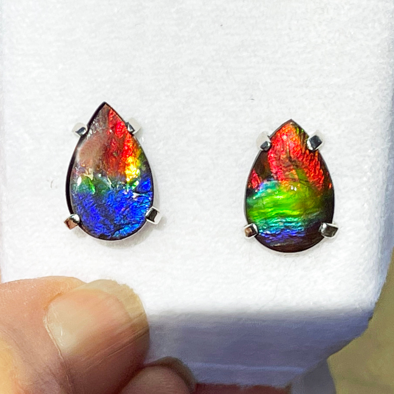 Korite Ammolite Pear Rene Pendant 14KGP
