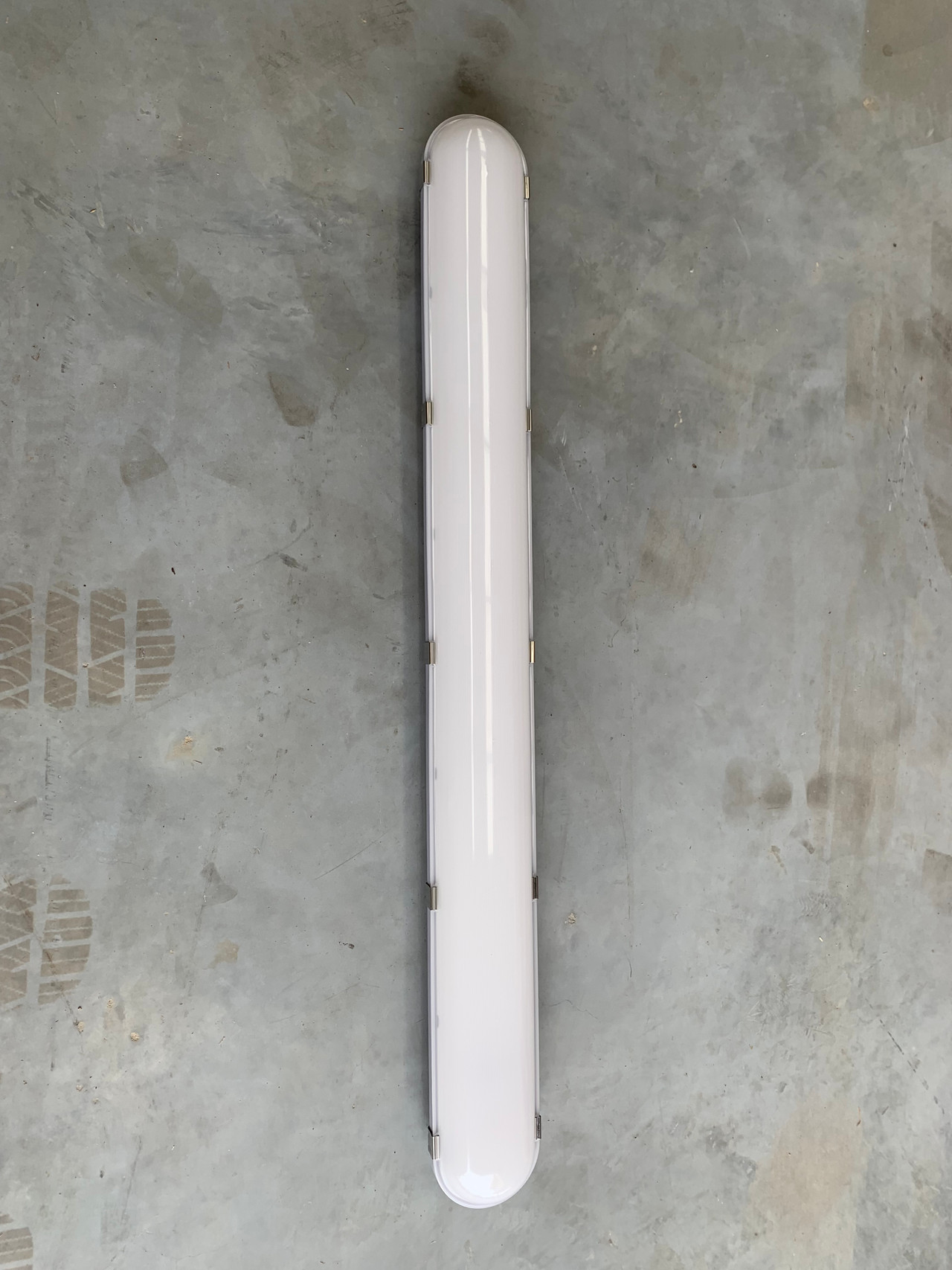 40W Industrial Strength LED Batten Marine Grade Vandal Proof IK10 ...