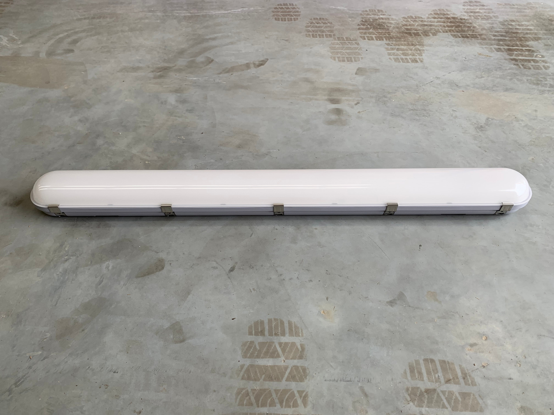40W Industrial Strength LED Batten Marine Grade Vandal Proof IK10 ...