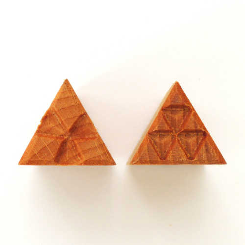 STM-005 Medium Equilateral Triangle - Stone Leaf Pottery