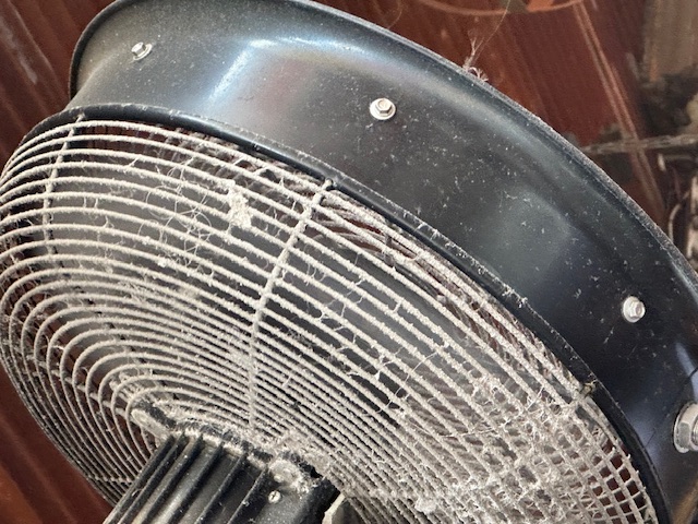 Clean your Fan to Prevent Damage to the Motor - HydroMist
