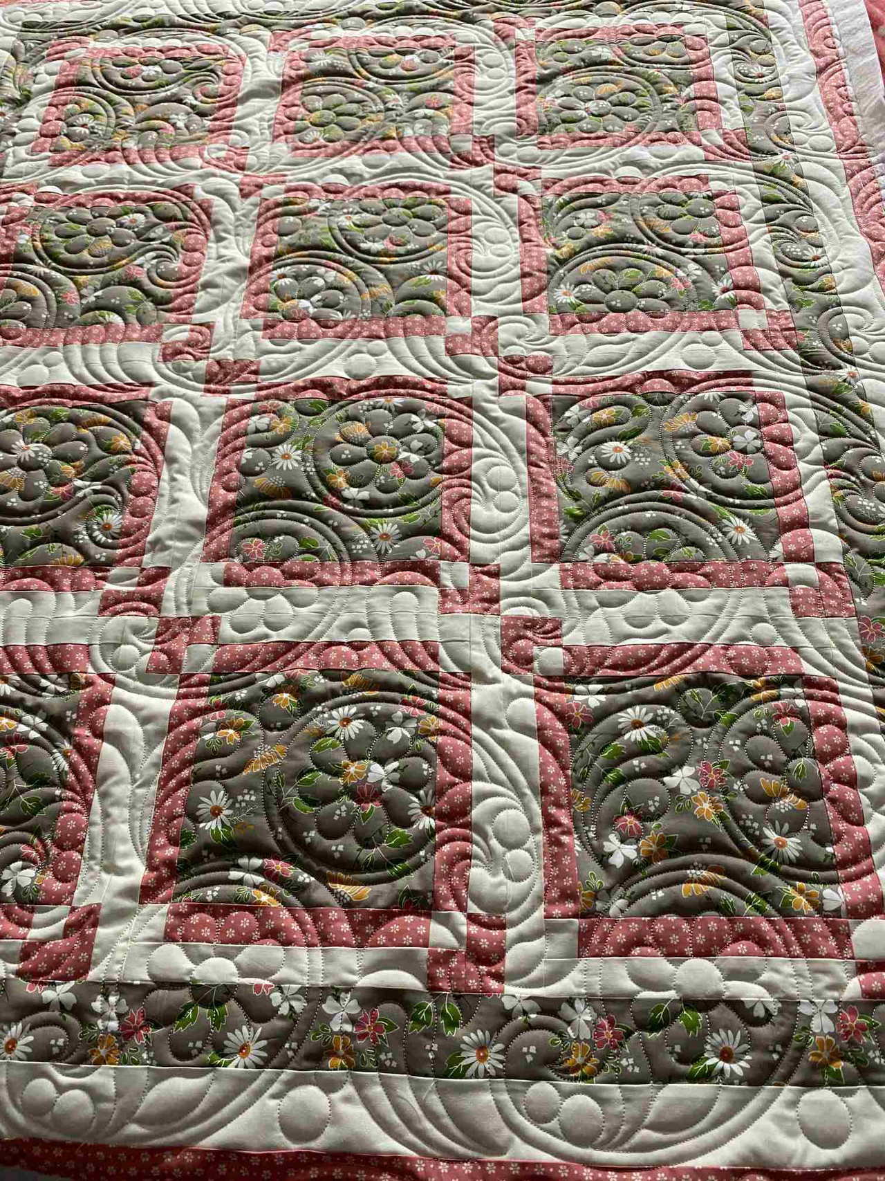 Paisley Daisy Edge-to-Edge