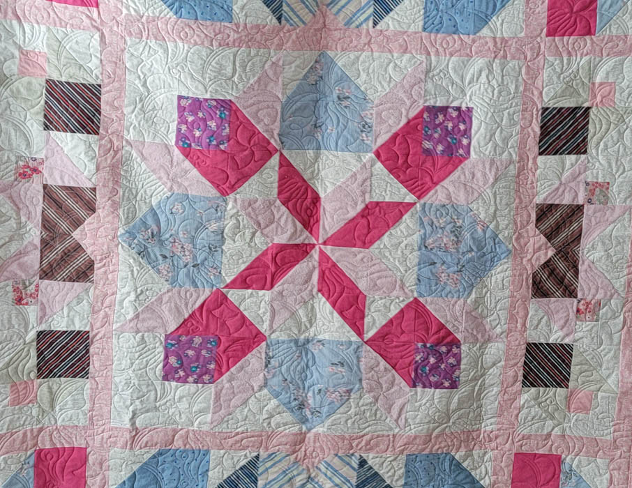 Computerized Quilting Pattern With Flowers Come Butterflies Edge-to-Edge