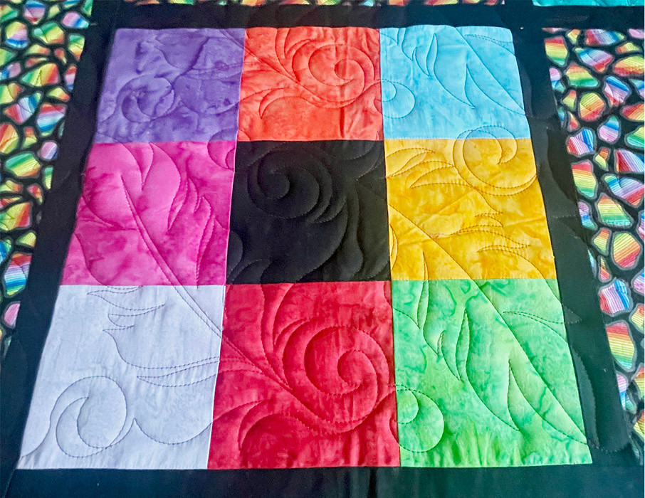 Computerized Quilting Hawk Feathers Edge-to-Edge