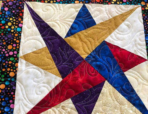 Computerized Quilting Pattern Branching Out Edge-to-Edge