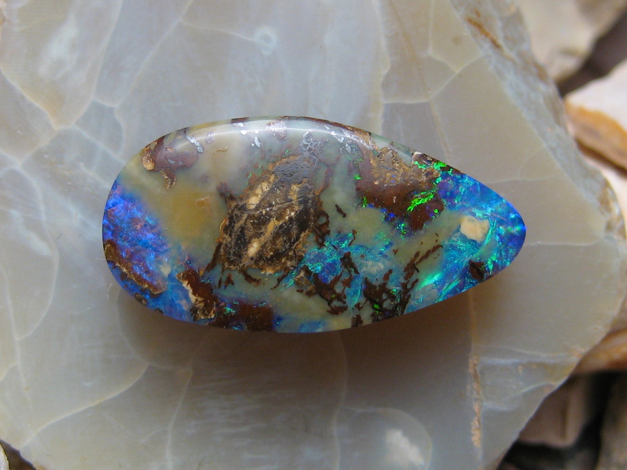 Dusty - Boulder Opal