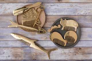 Whale Brass Comb - sirensongcuriosities.com