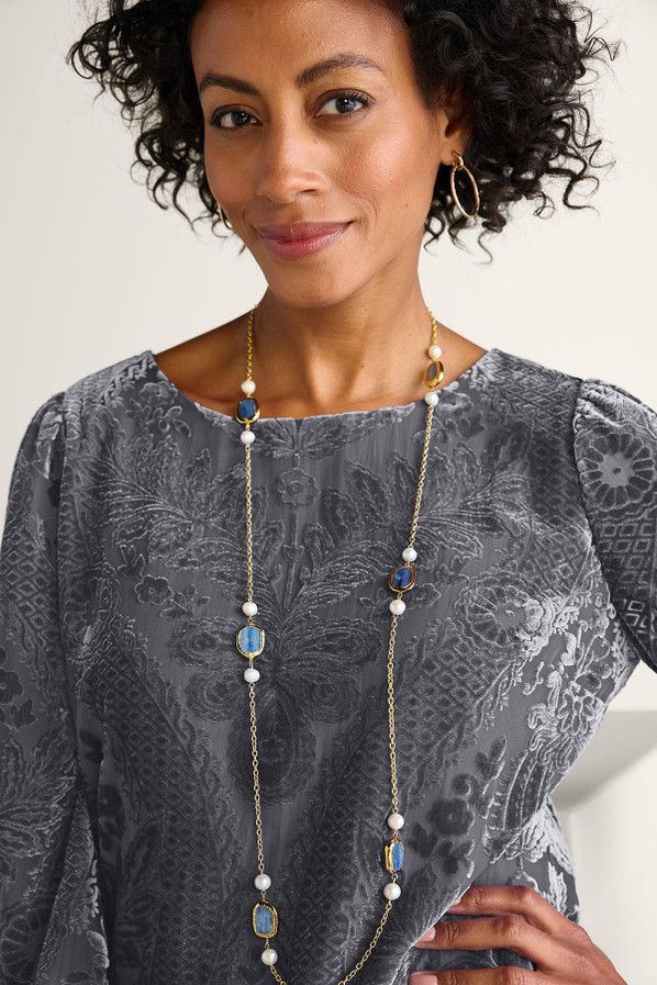 Vanetta Velvet Top
