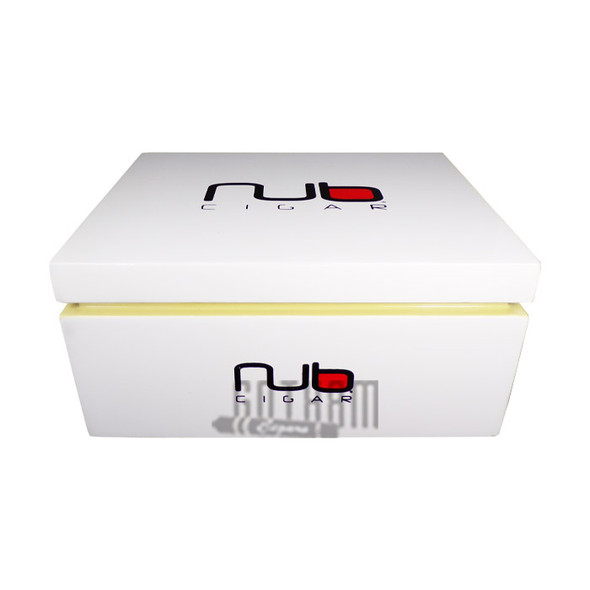 Nub 4 Cigar Sampler With Punch Cutter | Gotham Cigars