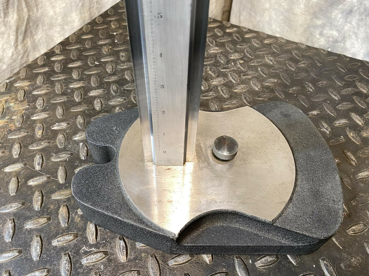 Starrett 254 Vernier Height Gauge – 38" Precision Tool